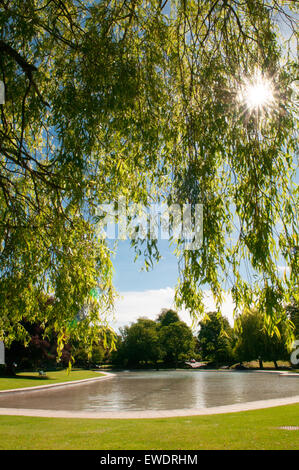 Tettenhall Paddling Pool, Tettenhall, Wolverhampton Stock Photo - Alamy