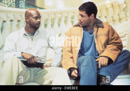 BULLETPROOF (1996) ADAM SANDLER, DAMON WAYANS BULP 001 Stock Photo - Alamy