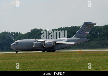 aircraft, airplane, pilot, crew, airports, Pardubice, PED, LKPD, cargo ...