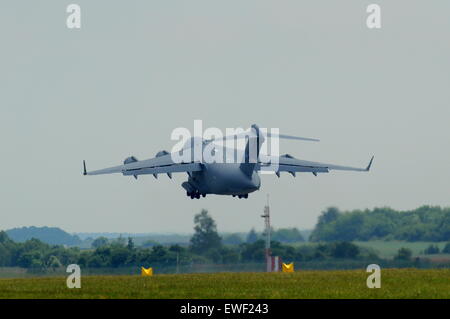 aircraft, airplane, pilot, crew, airports, Pardubice, PED, LKPD, cargo ...