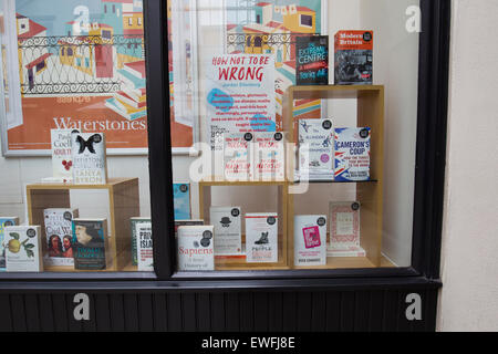 Waterstones book shop window display Stock Photo - Alamy