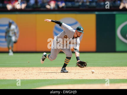 Arlington, Texas, USA. 25th June, 2015. Texas Rangers third baseman ...