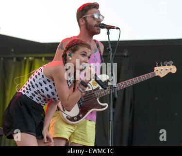 Misterwives - Mandy Lee, William Hehir, Etienne Bowler, Marc Campbell ...