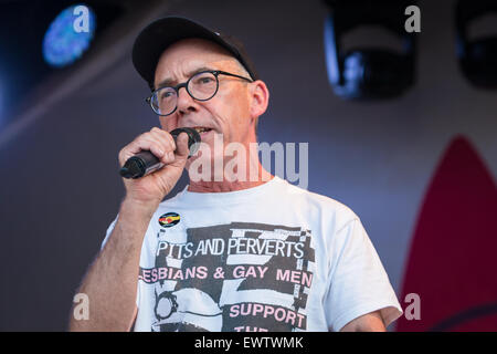 Lesbians and Gays Support the Miners (LGSM) return to Pride in London ...