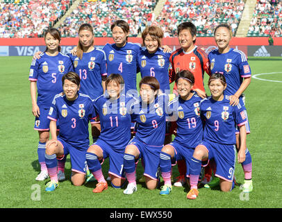 England players pose ahead of the World Cup 2026 group K qualifying ...