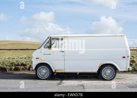 Rusty White Van Stock Photo - Alamy