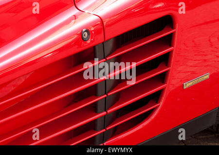 Ferrari Testarossa detail Stock Photo - Alamy