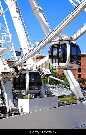 Close up of the pods of the Echo wheel of Liverpool at Keel Wharf ...