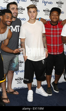 Justin Bieber hosts a pre-fight party at Rehab inside the Hard Rock ...