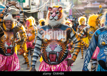 Tiger Face on Body Art from Pulikali dancer Belly Stomach in Onam ...
