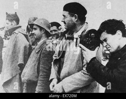 republican soldiers during the Spanish civil war, Barcelona 1937 Stock ...
