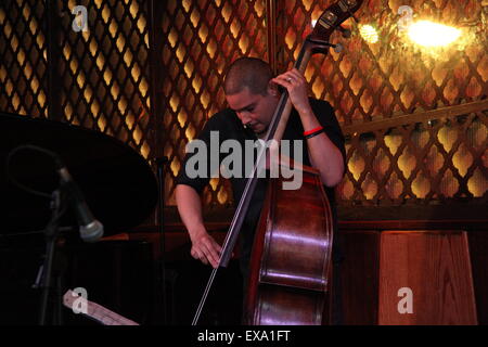 Jazz drummer Will Calhoun and his band perform at Ginny's Supper Club ...