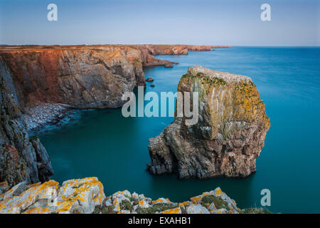 Stack Rocks, Castlemartin, Pembrokeshire, Wales Stock Photo - Alamy