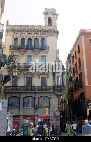 Street Scene Barcelona Stock Photo - Alamy