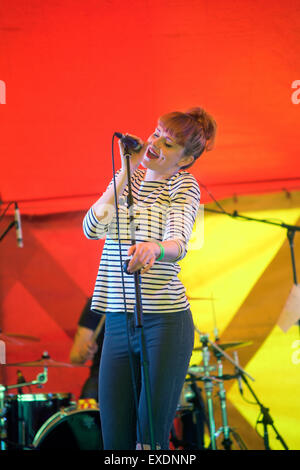 Rolleston, Nottinghamshire, UK. 12th July, 2015. Nottingham band 'Hey ...