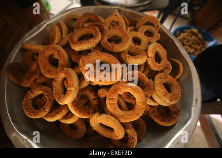 Rafah, Palestine. 08th July, 2015. Palestinian girls make cookies to ...