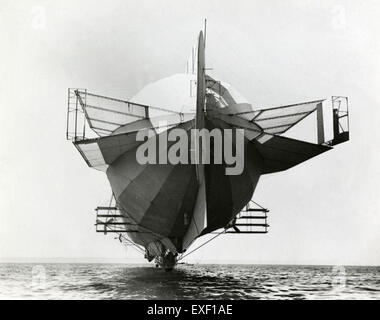 A large airship in flight Stock Photo - Alamy