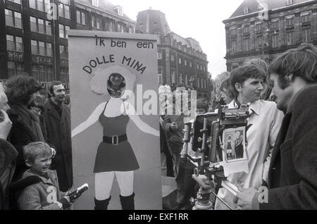 Dolle Minas op de Dam Description: Board allowing people to be ...