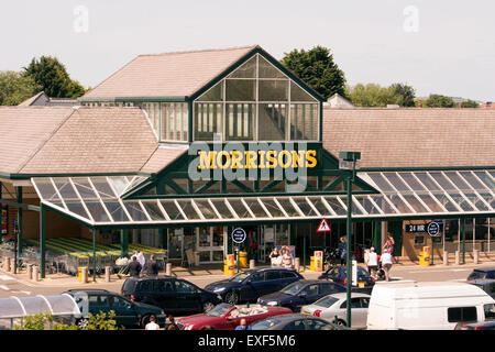 Morrisons Supermarket Aylesbury Buckinghamshire Stock Photo - Alamy