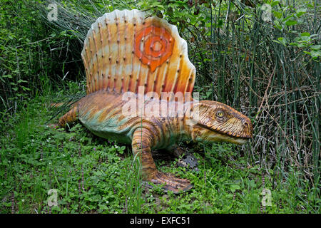 Edaphosaurus extinct edaphosaurid synapsid reptile from late ...