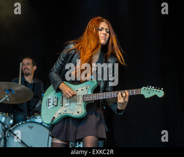 Rebecca Lovell, Megan Lovell, Robby Handley and Marlon Patton with ...
