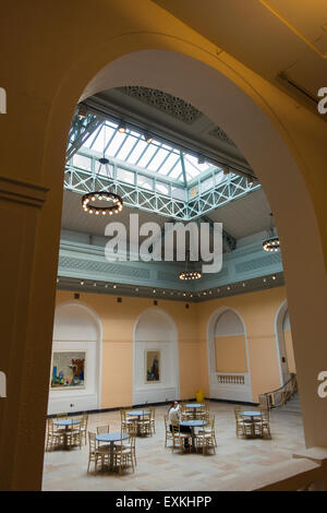 Newark museum New Jersey NJ building Stock Photo - Alamy