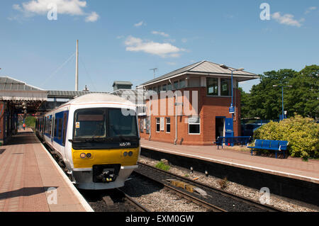 Chiltern Railways trains at Aylesbury station, Buckinghamshire, England ...