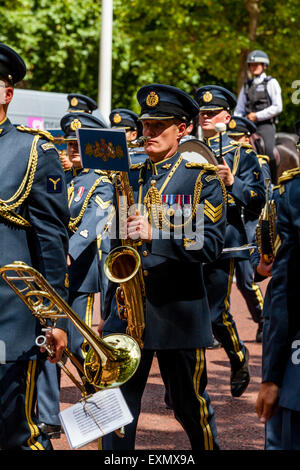 Royal Air Force marching at the Pride London celebrations Stock Photo ...