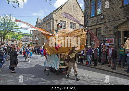 Hebden Bridge Handmade Parade, 7th June 2015 Stock Photo - Alamy