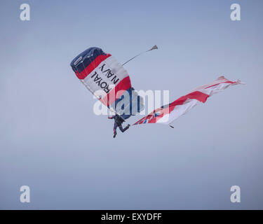 The Royal Navy Parachute Display Team, The Raiders, at Dawlish Air Show ...