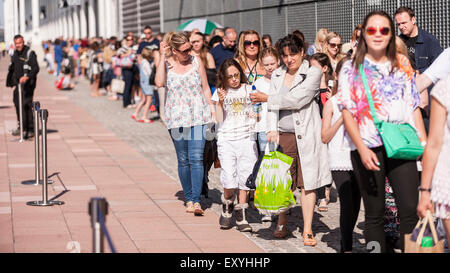 Harry Potter cast JK Rowling Stock Photo - Alamy