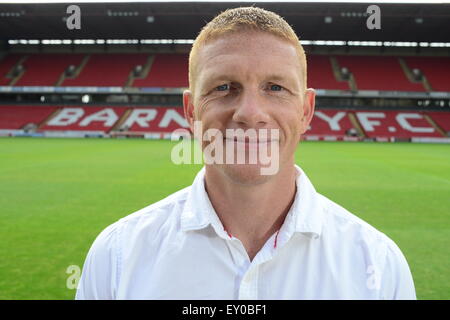 Ex Barnsley FC footballer Bobby Hassell at the Barnsley FC Football ...
