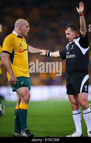 Brisbane, Australia. 18th July, 2015. Matt Giteau ready to kick, Rugby ...