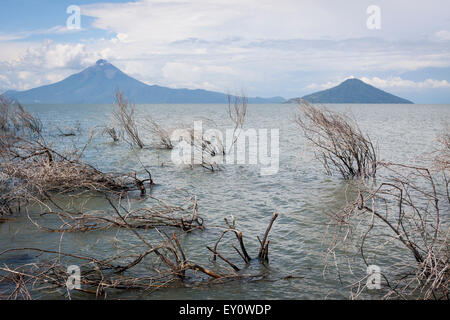 Momotombo and Momotombito volcanoes from Lake Managua, Nicaragua Stock ...