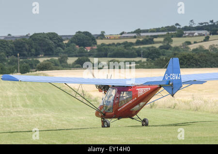 Thruster T600N 450 Microlight Aircraft airborne at Headcorn (Lashenden ...