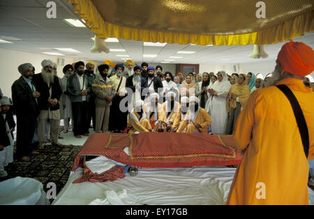 Khalsa Ceremony Gurdwara Southall London Stock Photo - Alamy