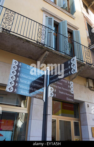 Street signs in Verona, Italy Stock Photo - Alamy