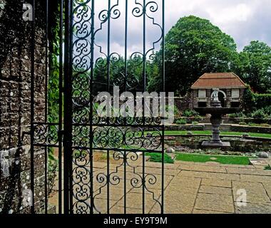 Heywood Gardens, Co Laois, Ireland, Pleached Lime Alley, Edwin Stock ...