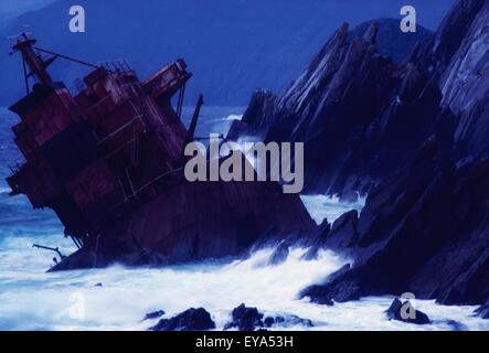 The Ranga shipwreck, Slea Head, Dingle Peninsula, Co Kerry, Ireland ...