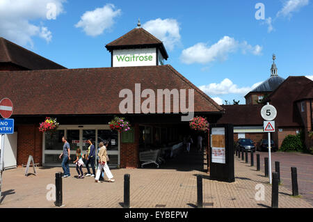 waitrose supermarket branch in farnham town located at county of surrey ...