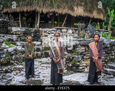 Timorese women at Liurai Village; Timor-Leste Stock Photo - Alamy