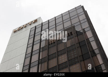 General view of the LOTTE Japan headquarters in Shinjuku on July 29 ...
