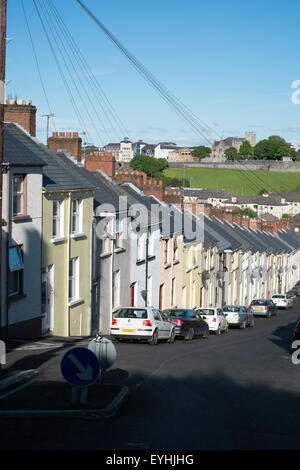 Terrace houses in Derry Londonderry Northern Ireland Stock Photo - Alamy