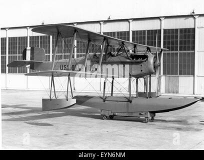 The Vought VE-7, a biplane used by the U.S. Navy in the 1920s, is ...