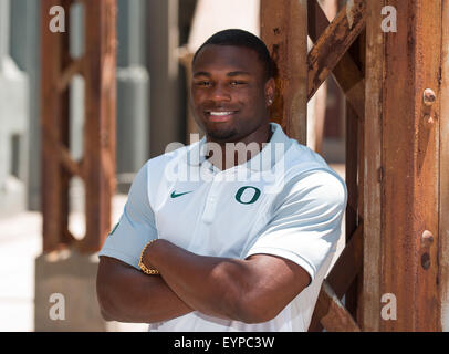 Burbank, CA. 31st July, 2015. Oregon Ducks linebacker Rodney Hardrick ...