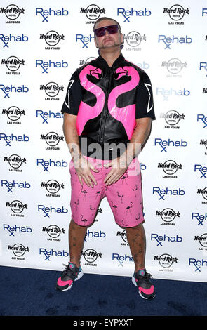 Riff Raff Caps Off The Weekend With a Performance at REHAB at Hard Rock ...