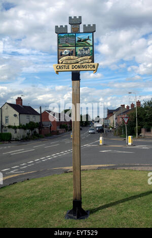 Castle Donington Village Sign Stock Photo - Alamy