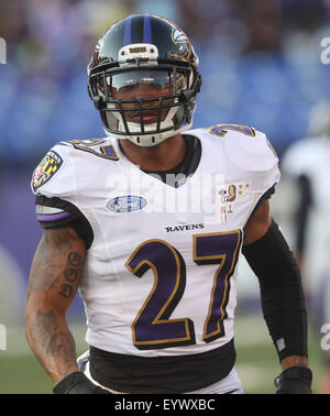BALTIMORE, MD - AUGUST 27: Baltimore Ravens cornerback David Vereen (33 ...