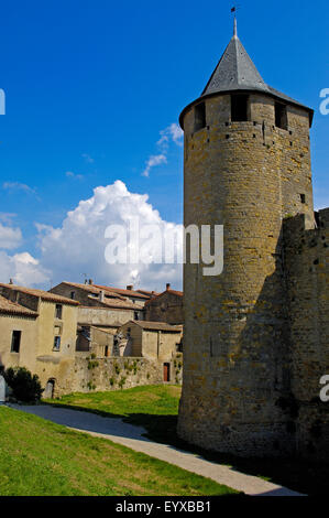 La Cite, Carcassonne medieval fortified town. Aude, Languedoc ...