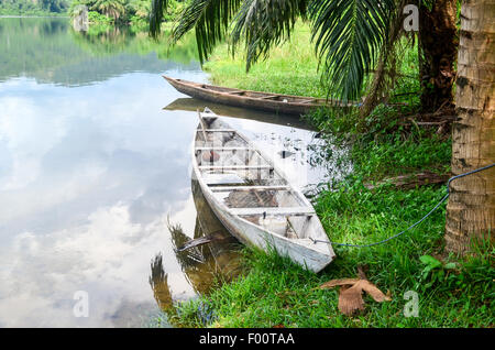 Akosombo Dam, Lake Volta, Ghana, Africa Stock Photo - Alamy